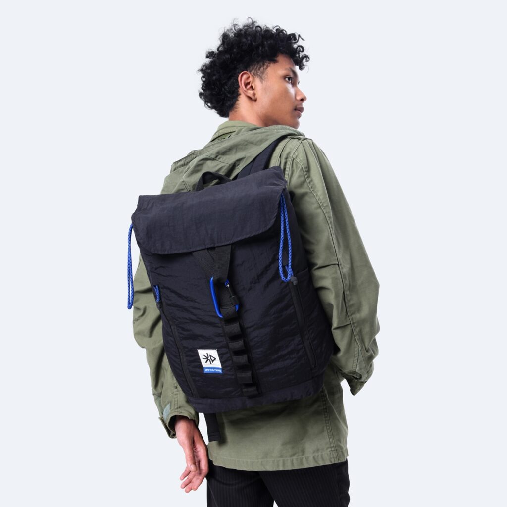 Svent 2.0 Black Backpack - ARTIFICIAL PARADE
