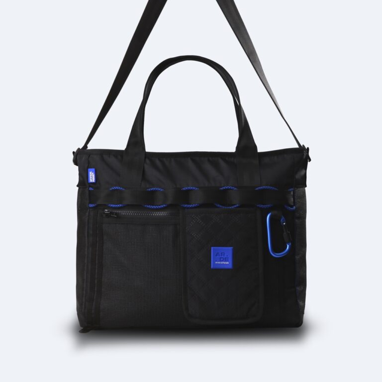 Monarch Sling Tote Bag - ARTIFICIAL PARADE